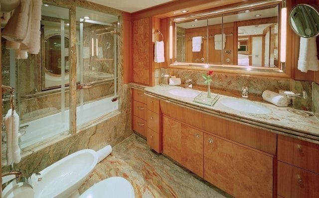 Yacht ALLEGRIA, Hakvoort Shipyard | CHARTERWORLD Luxury Superyacht Charters